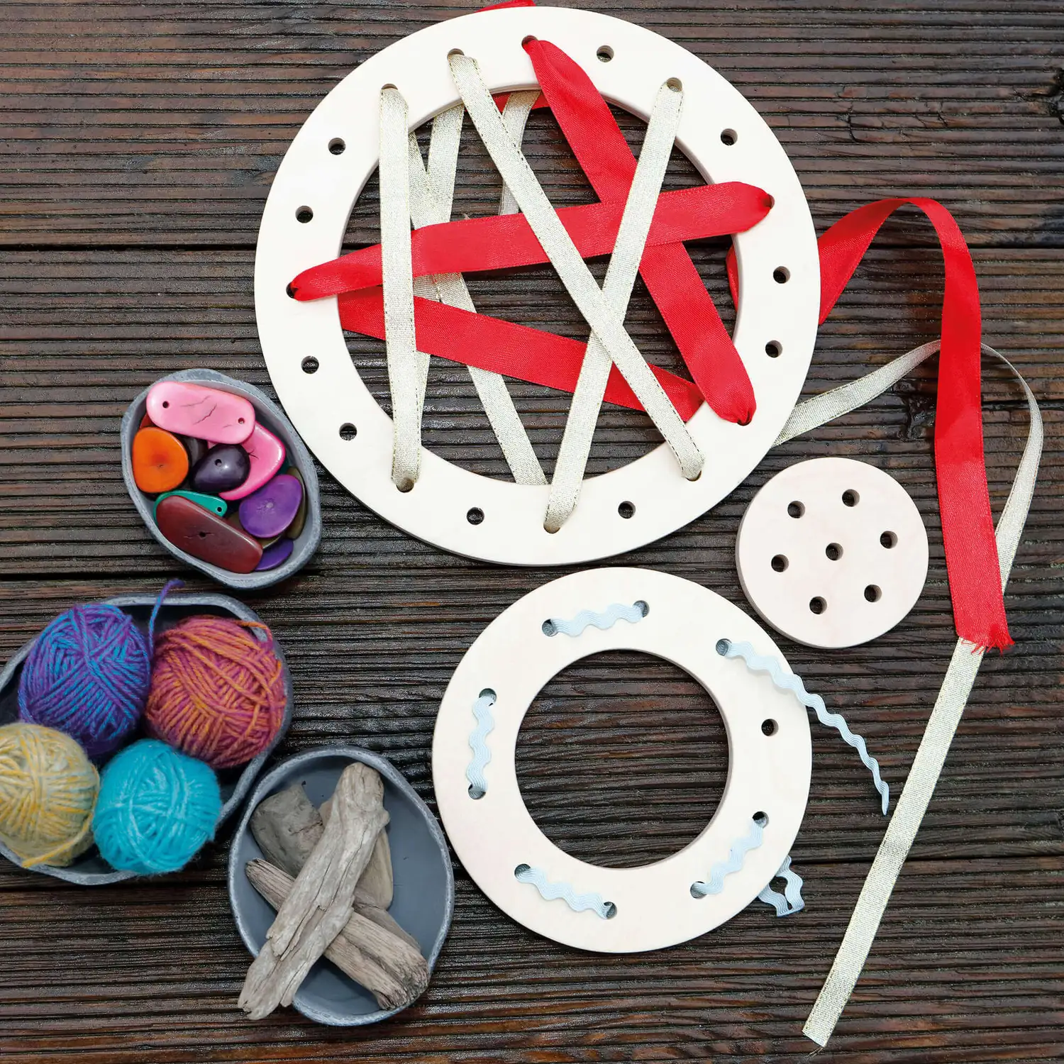 Natural Threading Frames - Gompels | Care & Education Supplies