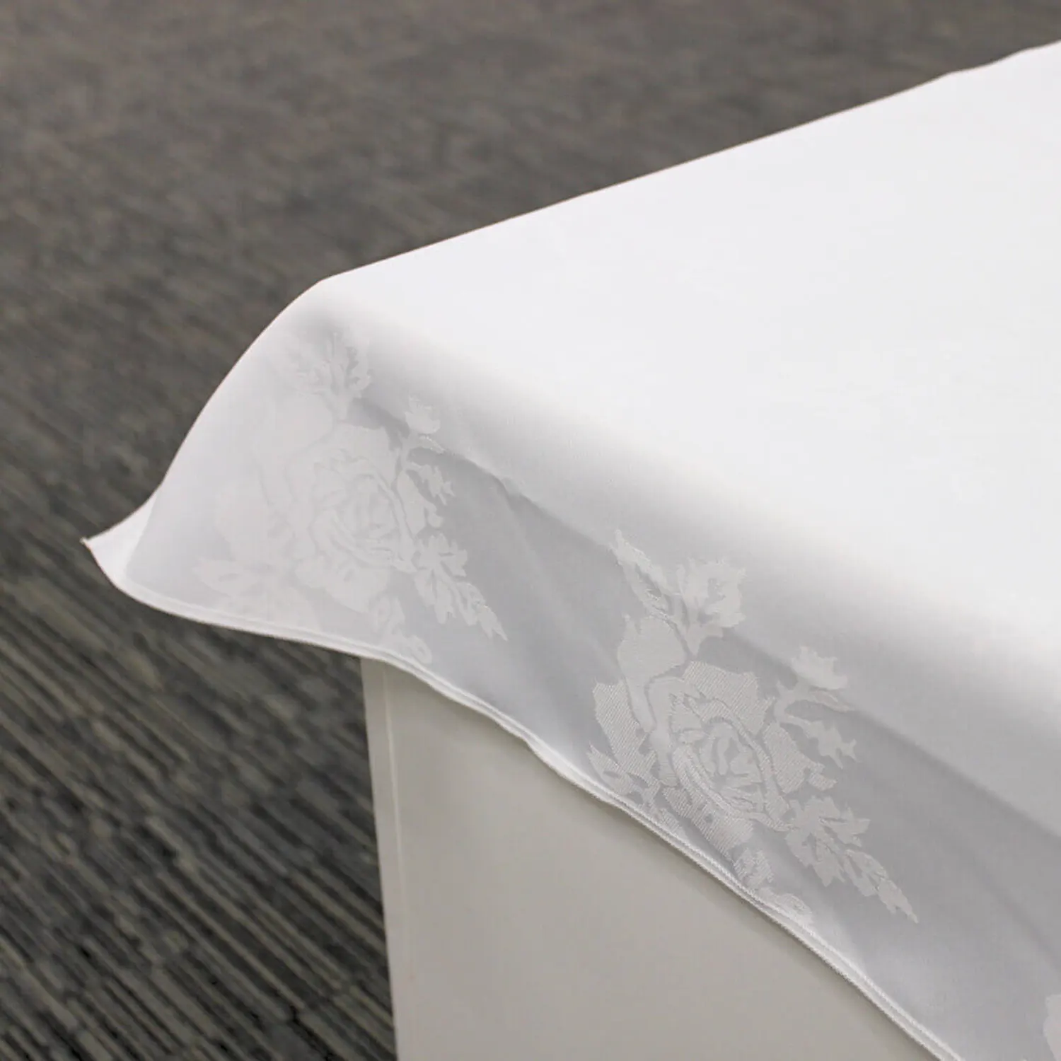 The White Table New Chunky Oak & White Draw Leaf Extending Dining